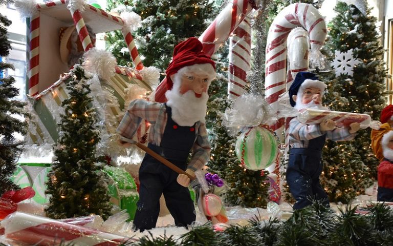 2025 Christmas Activities in Downtown Kalamazoo: Holly Jolly Trolley ...