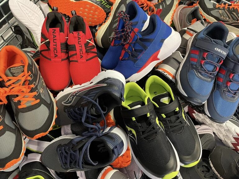 First Day Shoe Fund Just Distributed Shoes to 5,500 Local Kids. Here's ...