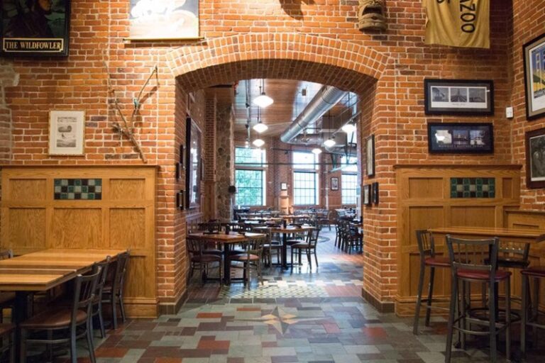 Bell's FREE Noon Year's Eve Rings in 2026 with Live Music & Balloon ...